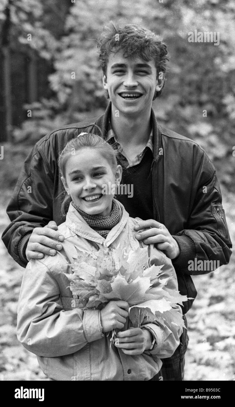 Weltmeister im Eiskunstlauf Paare Yekaterina Gordeyeva und Sergei Grinkov zu Fuß in den ...