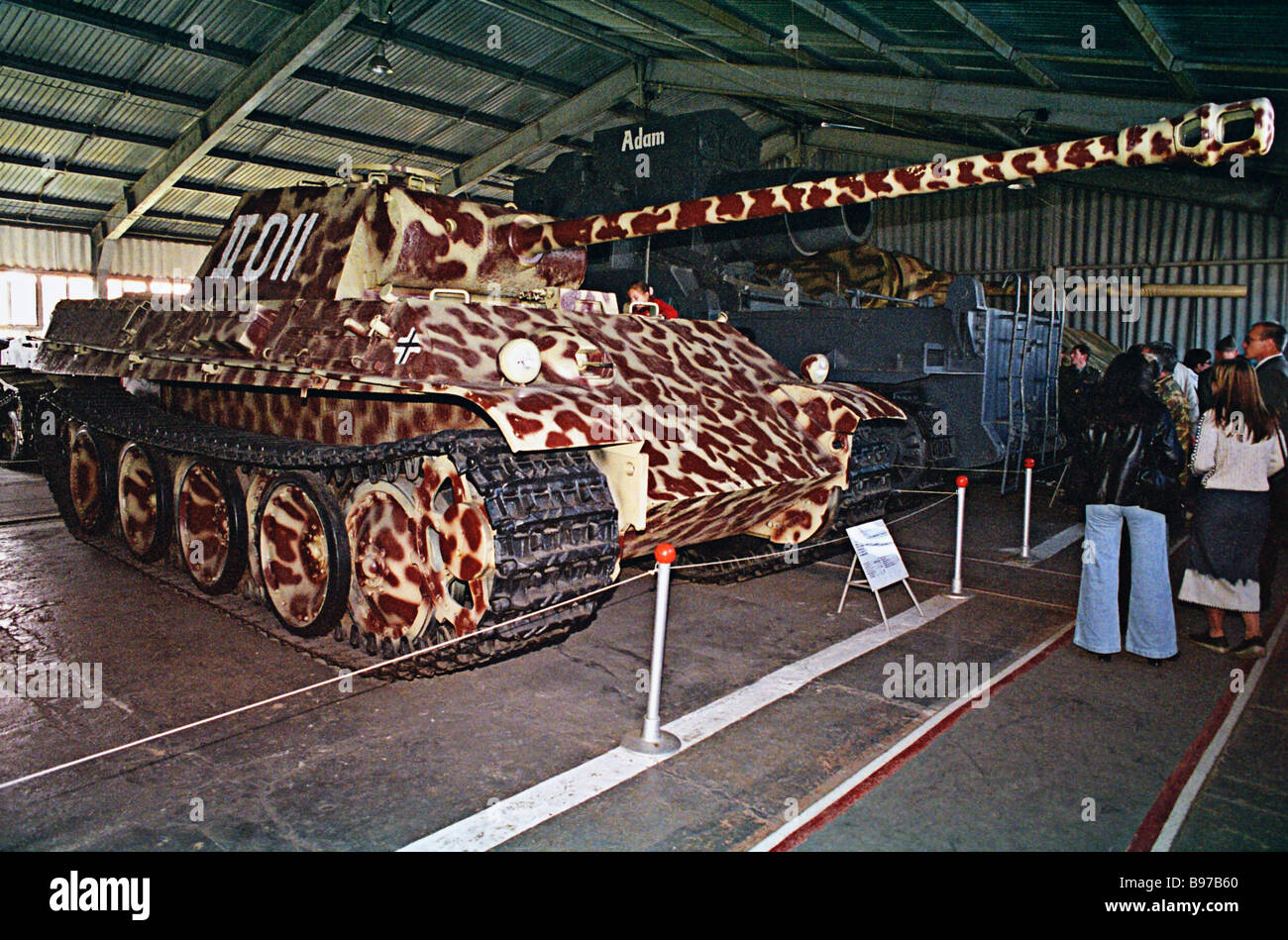 Armoured Vehicles Stockfotos und -bilder Kaufen - Alamy