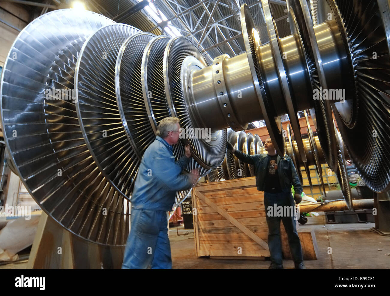 Eine Turbine Rotor Montage und Regelzone Stockfotografie - Alamy
