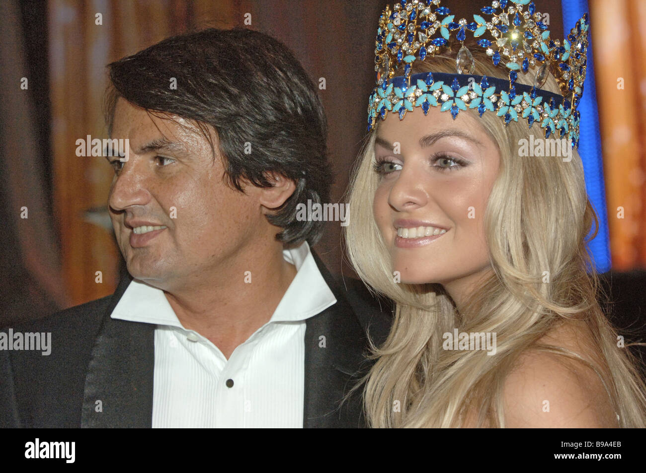 Russian Standard Bank Besitzer Rustam Tariko und Miss World 2006 ...