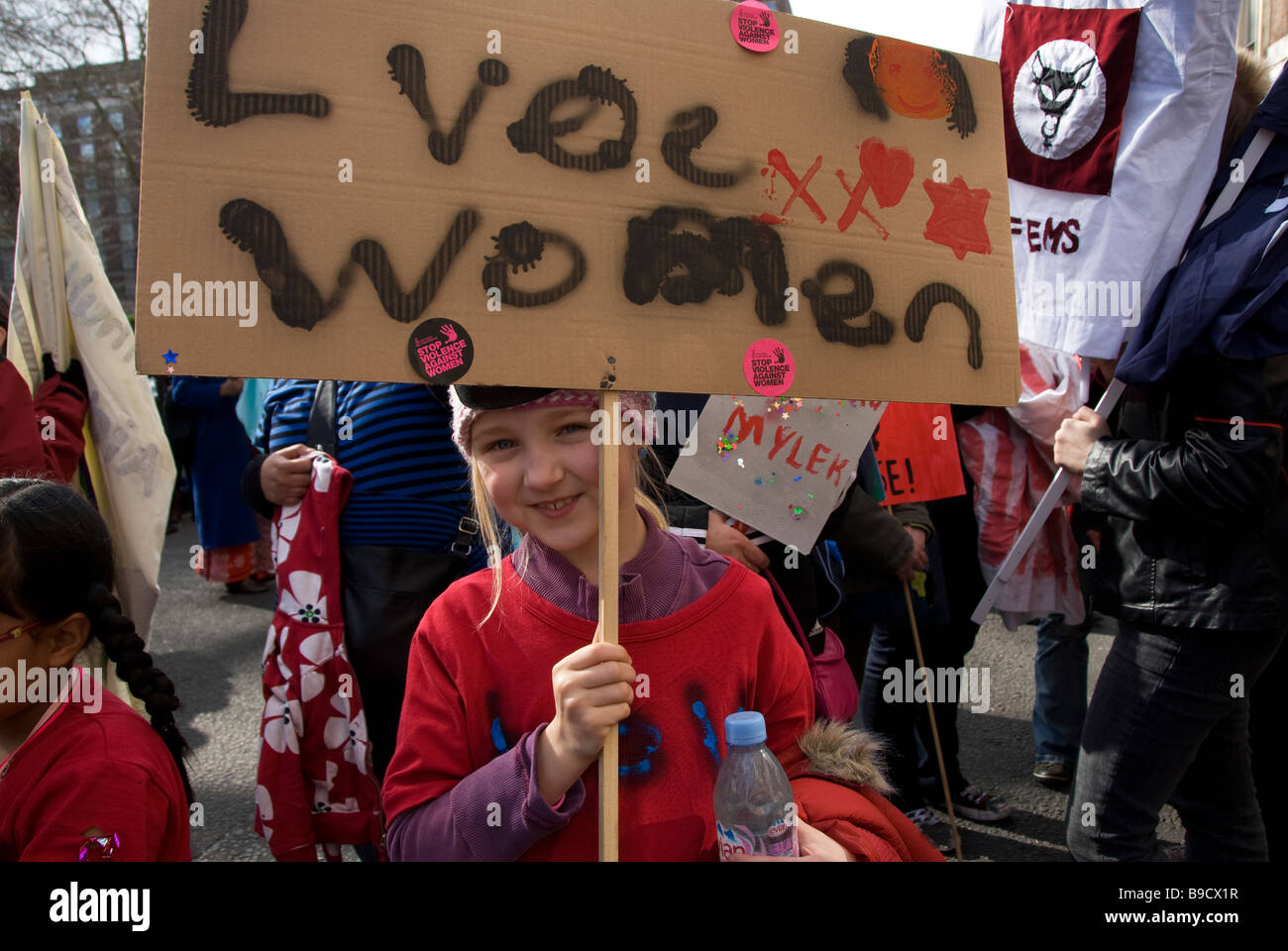 Frauen protestieren -Fotos und -Bildmaterial in hoher Auflösung – Alamy