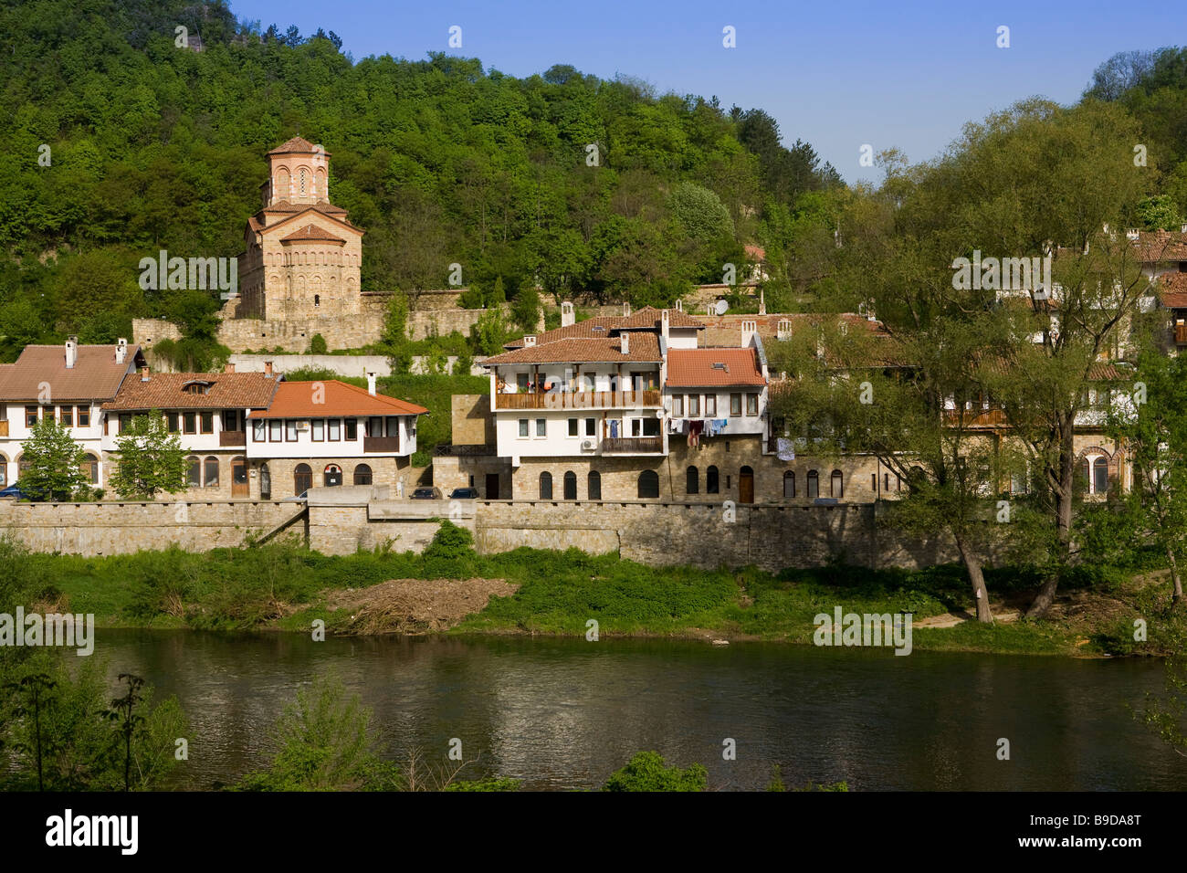Bulgaria veliko tarnovo church st -Fotos und -Bildmaterial in hoher ...