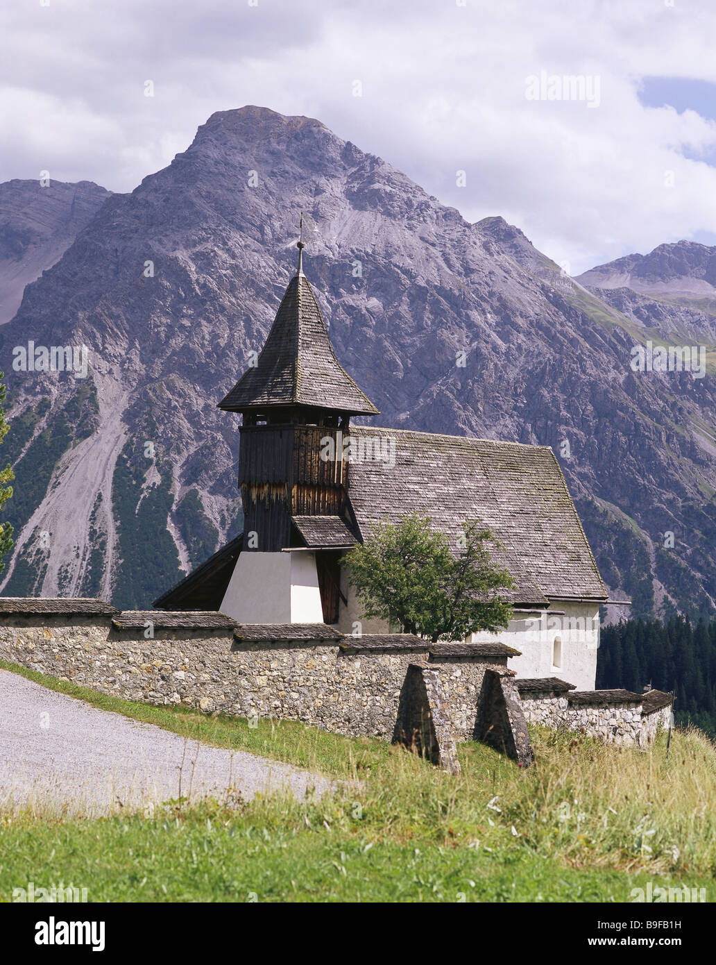 Arosa mountain church mountain chapel -Fotos und -Bildmaterial in hoher ...