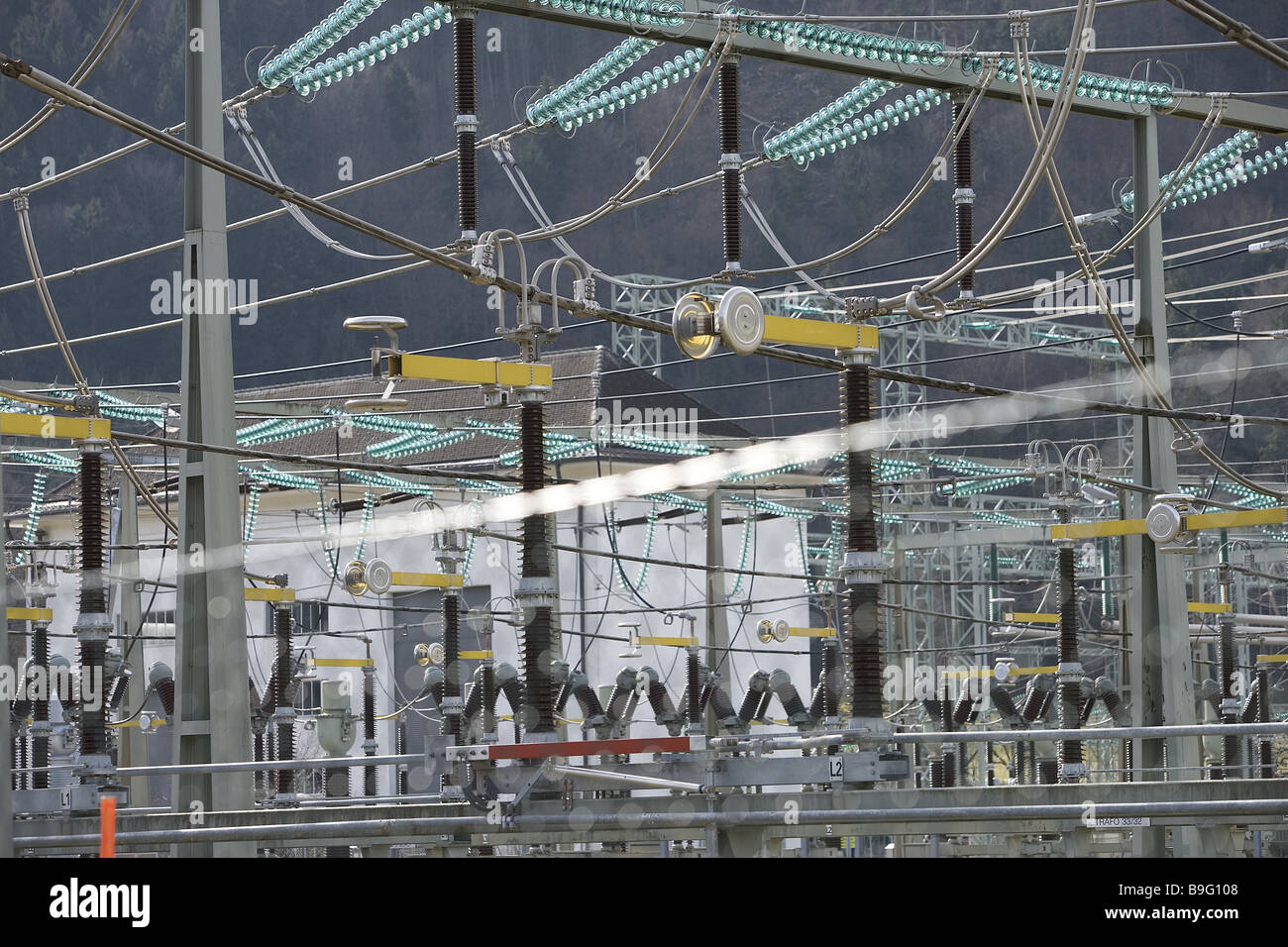 Umspannwerk Detail Transformatoren Transformator-Station Transformator ...