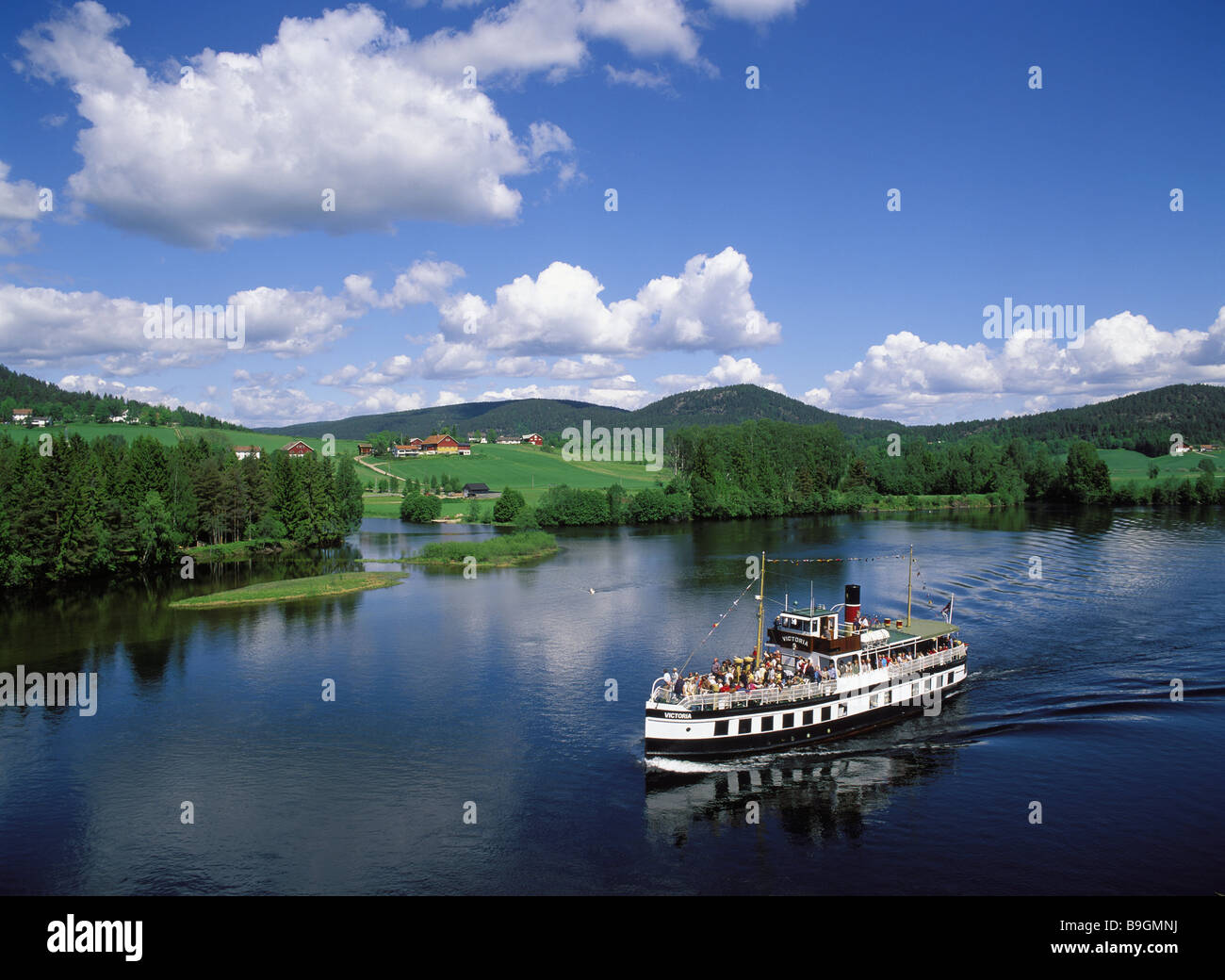 Norwegen Telemark Lunde Telemark Kanal Reise-Boot Scandinavia Hügel ...