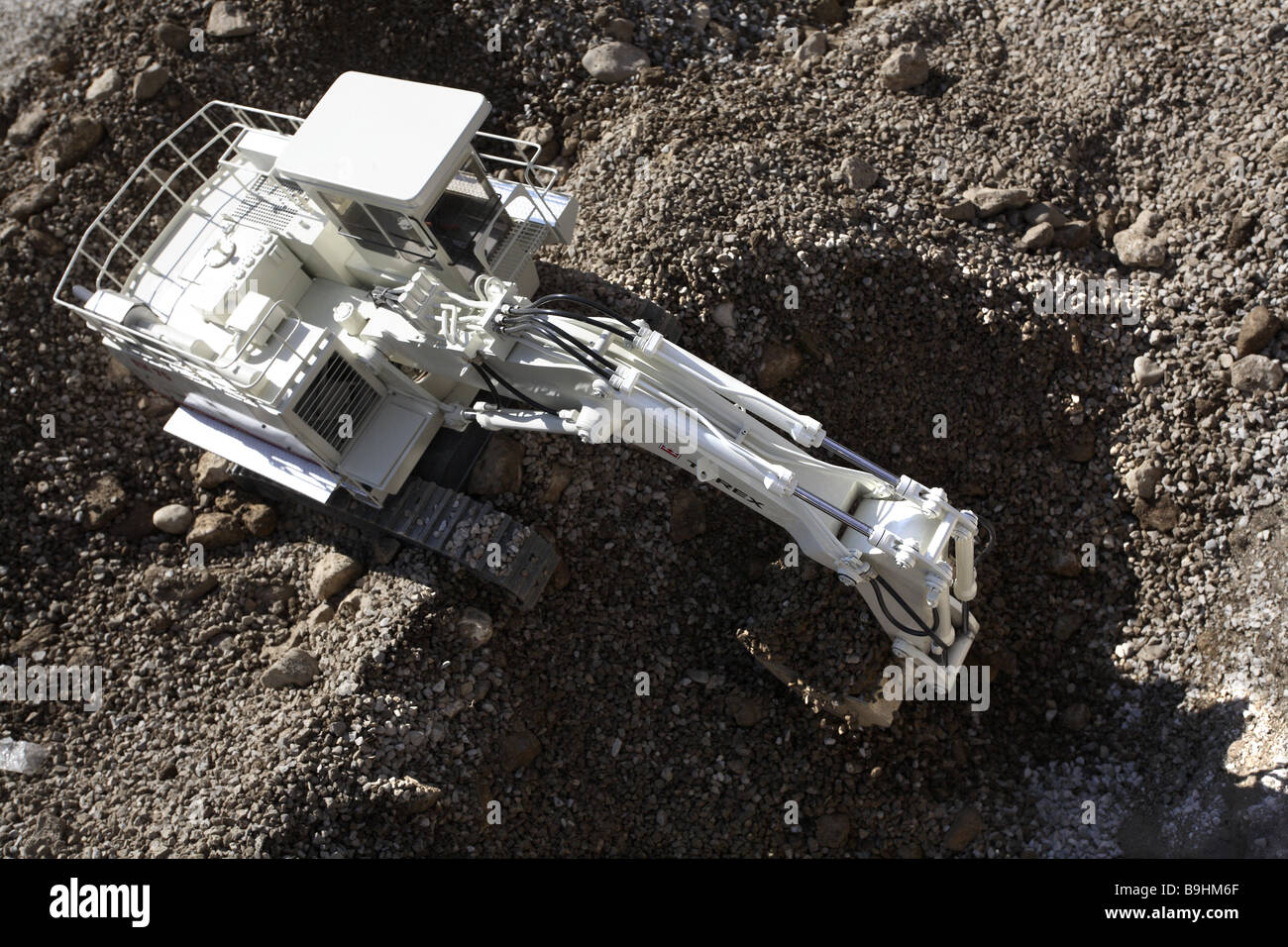 Graben ausgraben -Fotos und -Bildmaterial in hoher Auflösung – Alamy