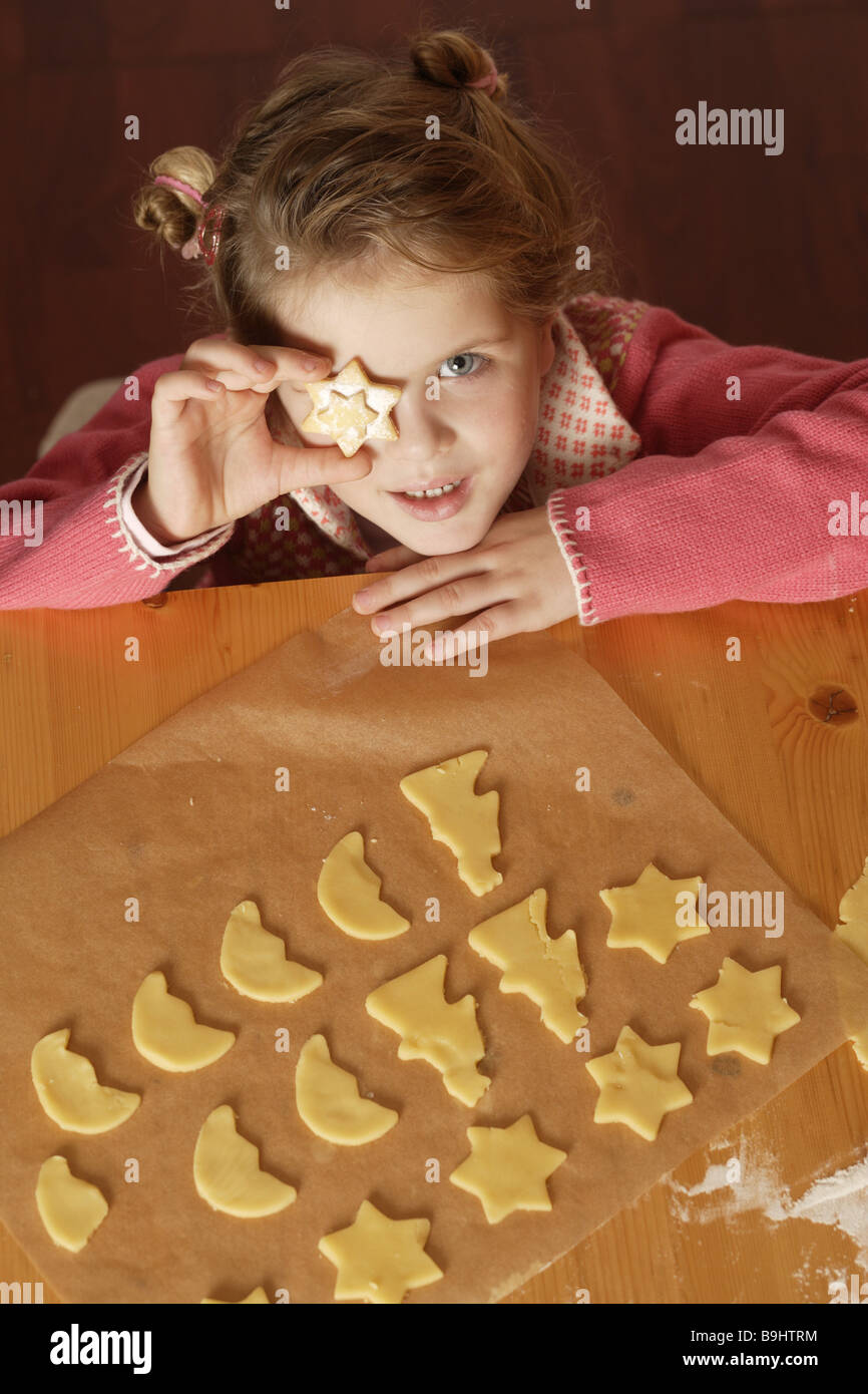 Holz ausschneiden -Fotos und -Bildmaterial in hoher Auflösung – Alamy