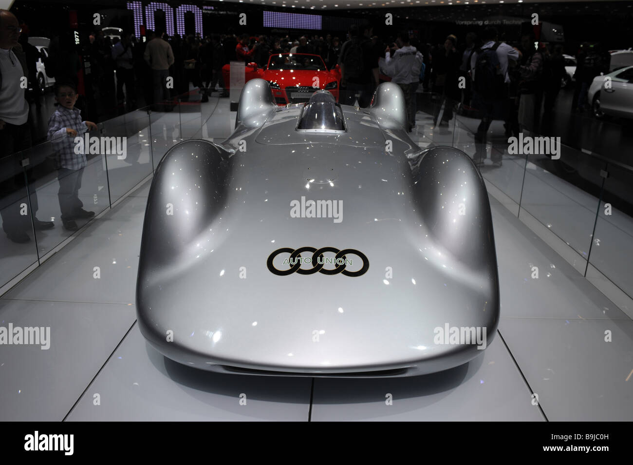 Audi rennwagen -Fotos und -Bildmaterial in hoher Auflösung – Alamy