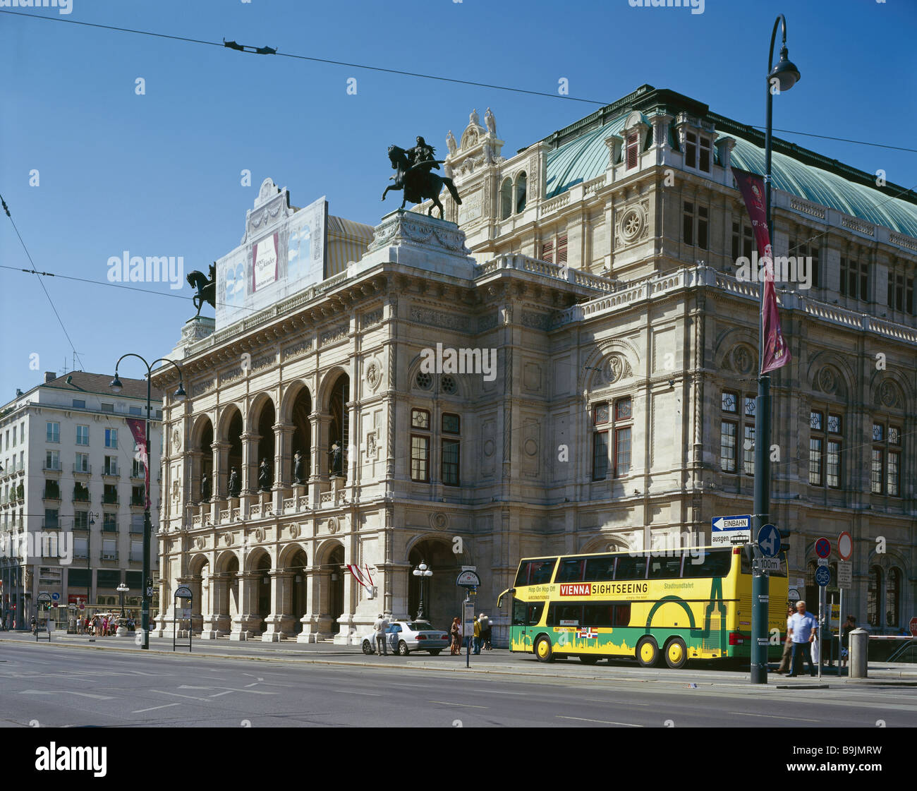 State opera -Fotos und -Bildmaterial in hoher Auflösung – Alamy