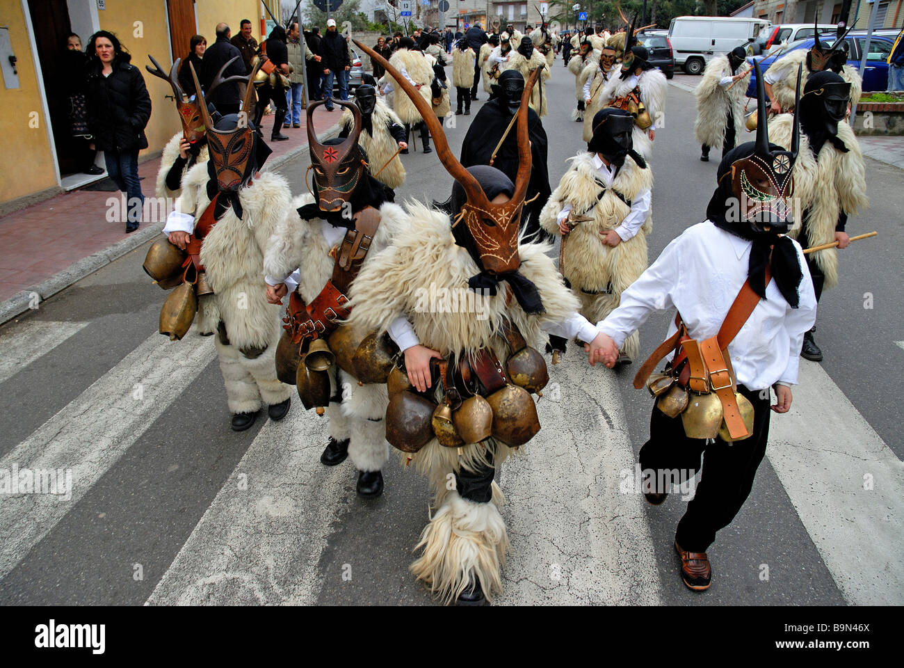 Italien, Sardinien, Nuoro Provinz, Ottana, Karneval mit Boes und ...