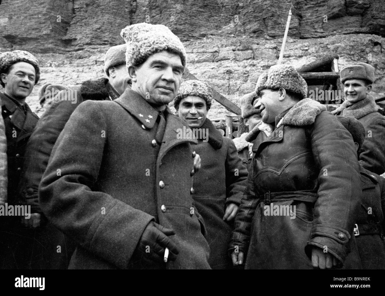 Kommandant der 62. Armee Generalleutnant Wassili Tschuikow Zentrum und ...