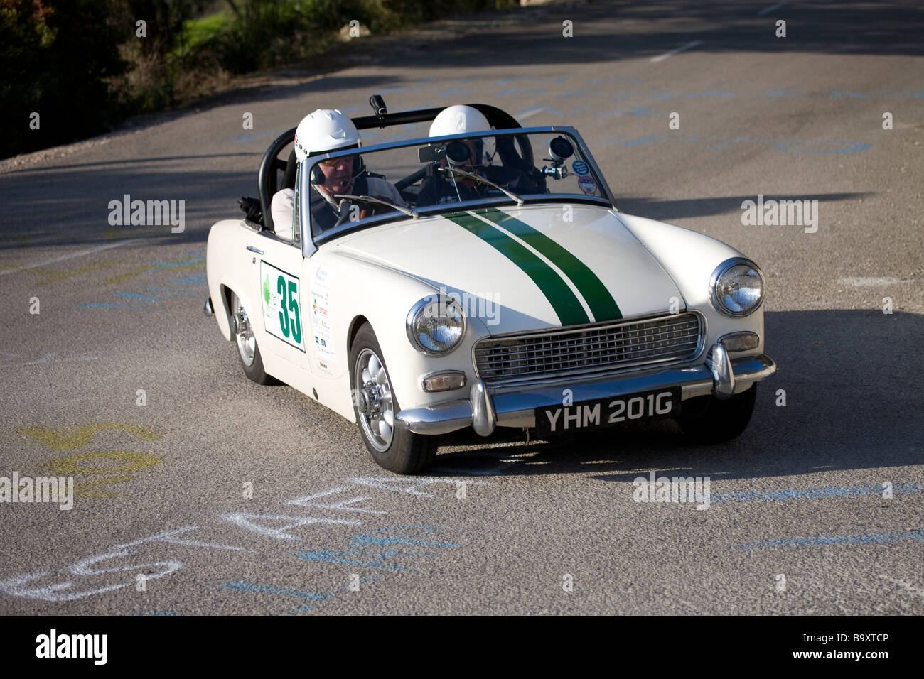 Classic racing austin car healey sprite -Fotos und -Bildmaterial in ...