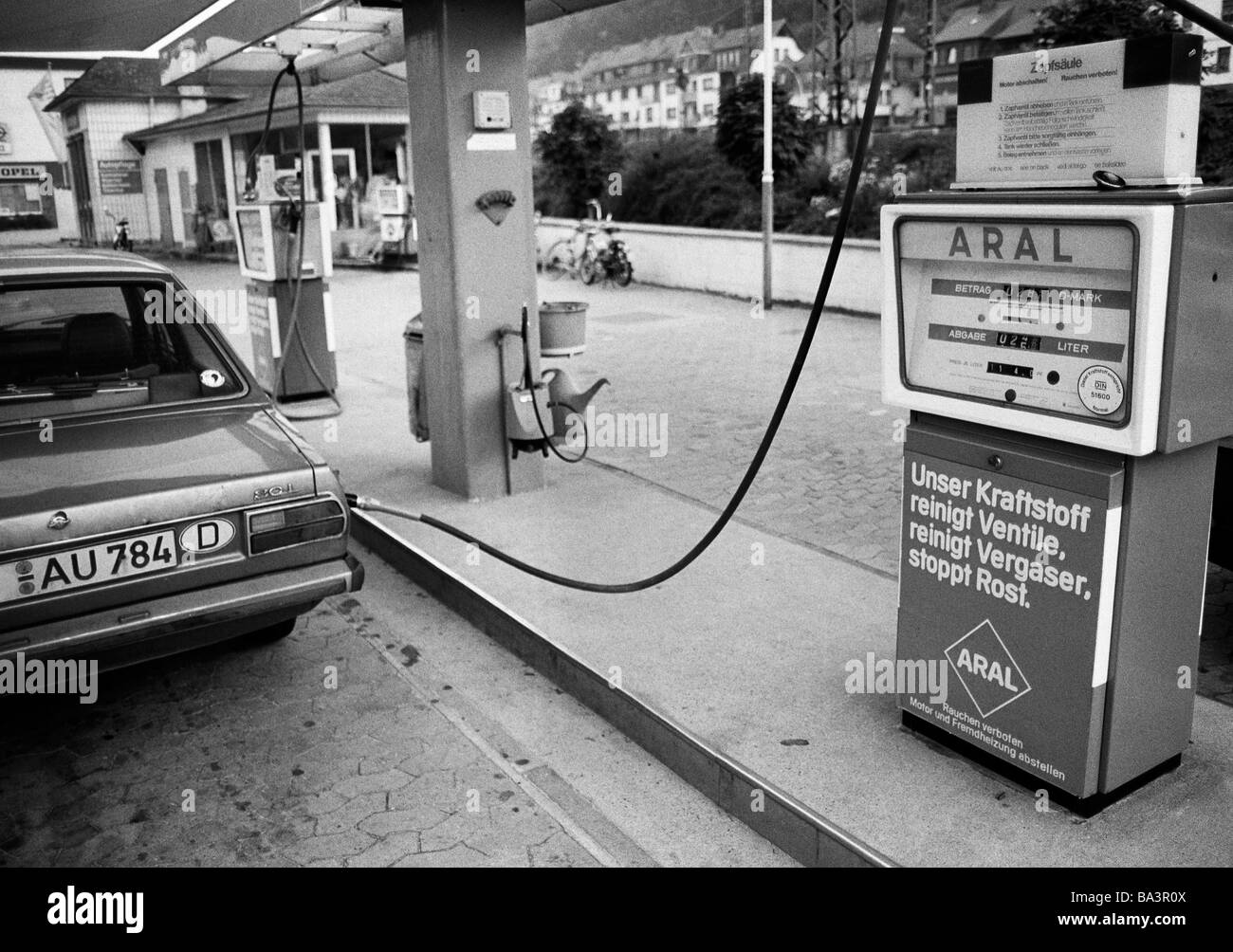 Tankstelle der 1980er jahre -Fotos und -Bildmaterial in hoher Auflösung ...
