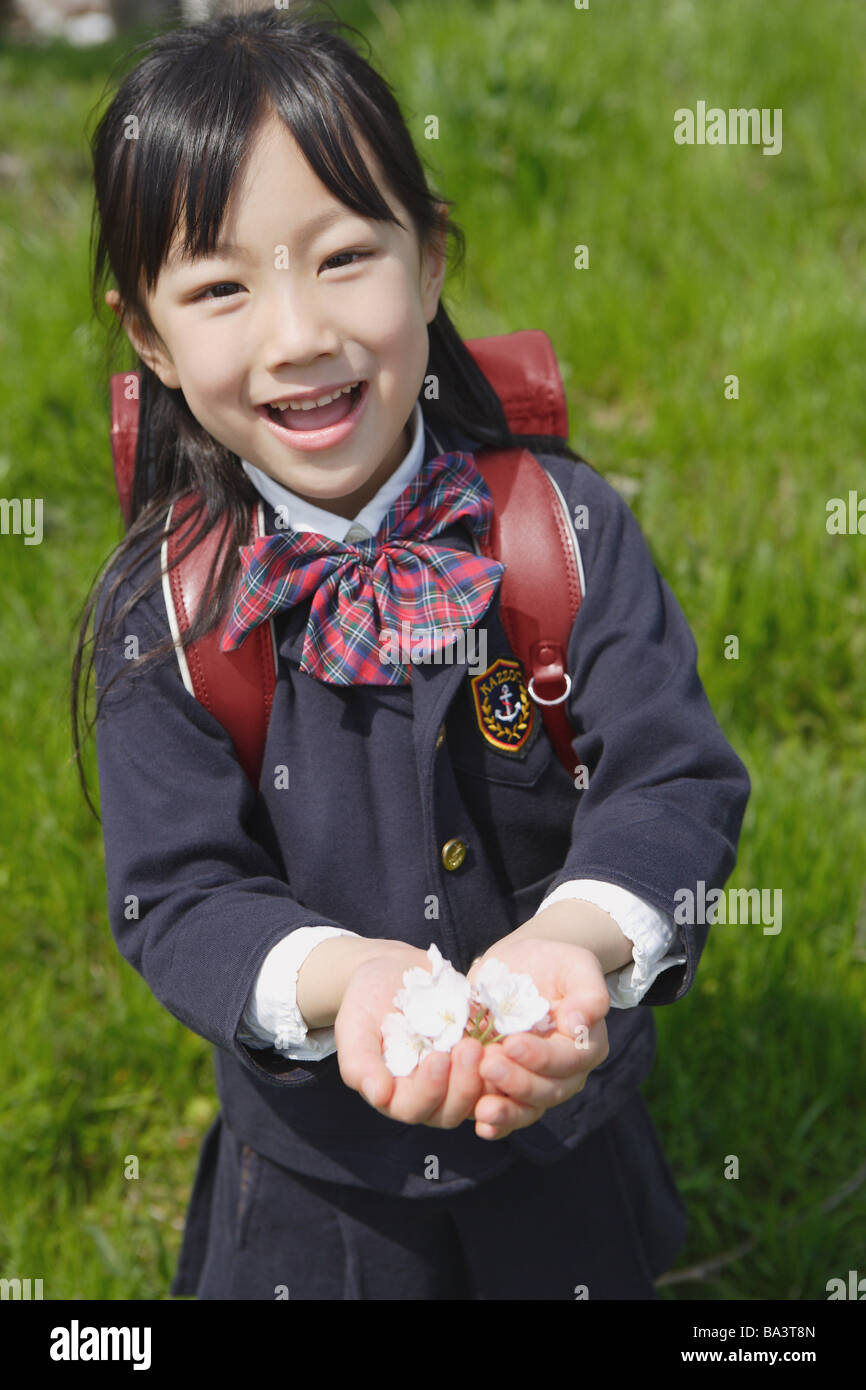 Japanische schulmädchen niedlich -Fotos und -Bildmaterial in hoher Auflösung – Alamy