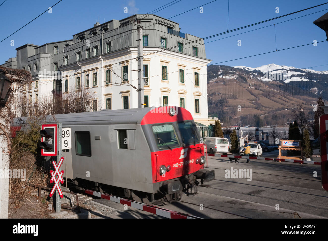 Zug bin -Fotos und -Bildmaterial in hoher Auflösung – Alamy