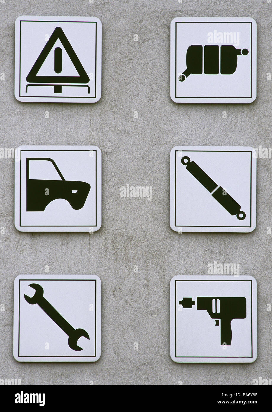 Garage Wanddetail Zeichen Piktogramme Wand Zeichen Hinweise Achtung ...