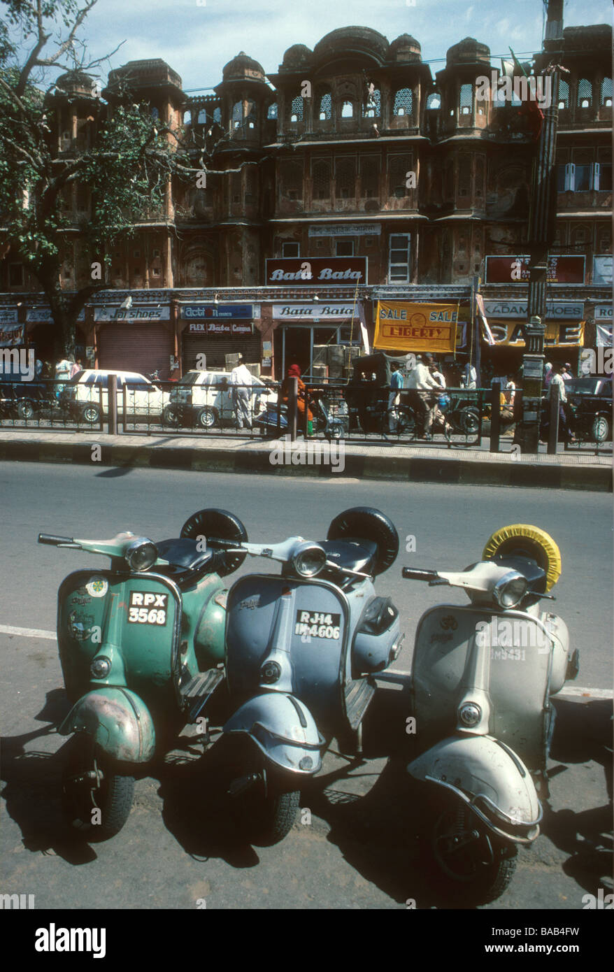 Piaggio indien -Fotos und -Bildmaterial in hoher Auflösung – Alamy