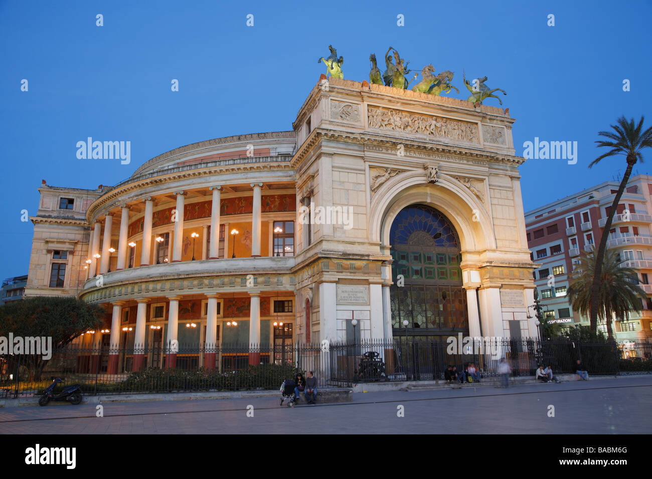 Teatro Politeama Garibaldi, Politeama Theater, Palermo, Sizilien ...