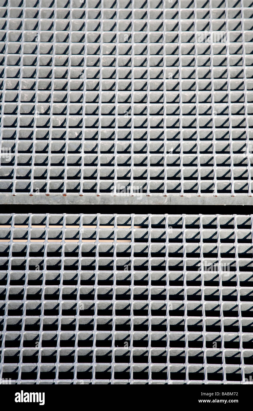 Floor Grating Stockfotos und -bilder Kaufen - Alamy