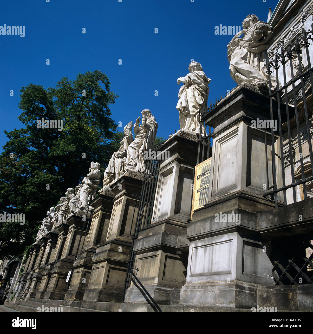 Apostles St Peter And St Paul Stockfotos und -bilder Kaufen - Alamy