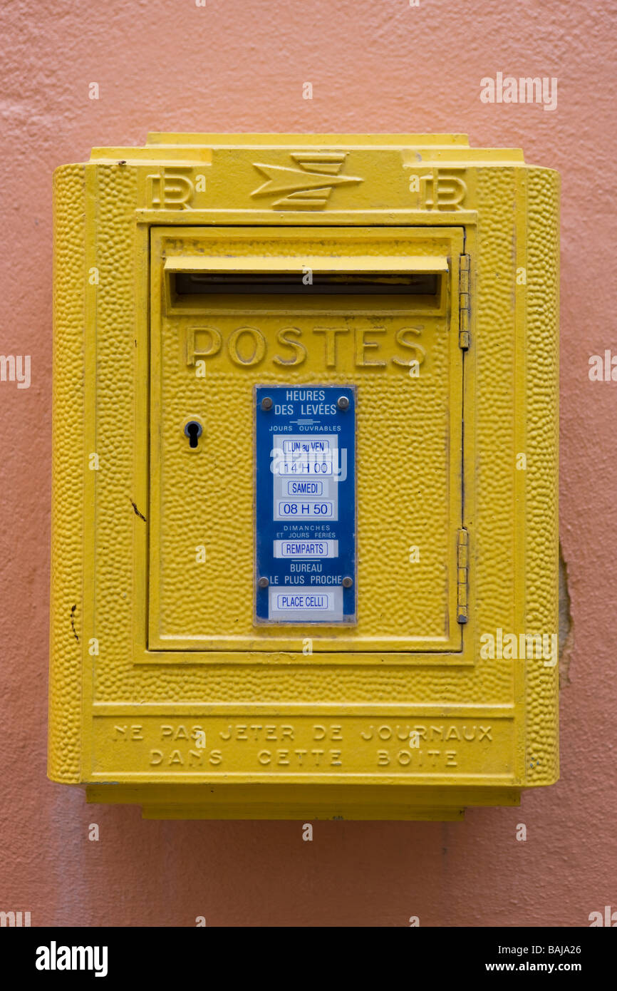 Briefkasten frankreich -Fotos und -Bildmaterial in hoher Auflösung – Alamy
