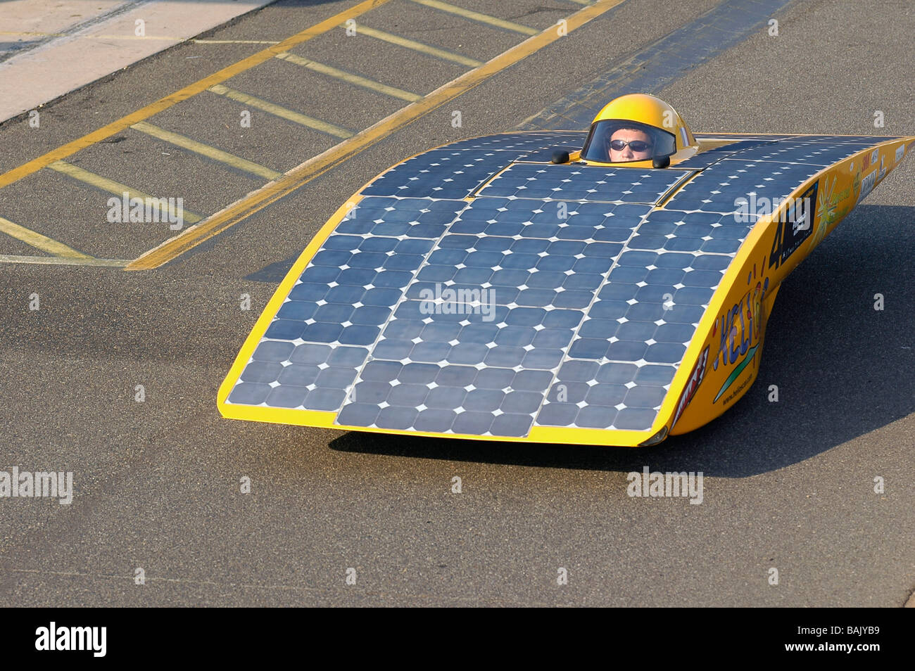 Solarenergie solarautos rennen -Fotos und -Bildmaterial in hoher ...
