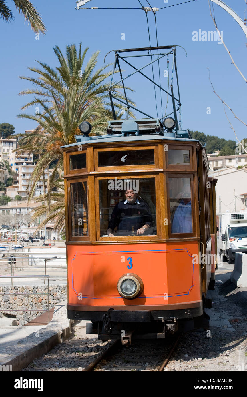 Spanish tram driver -Fotos und -Bildmaterial in hoher Auflösung – Alamy