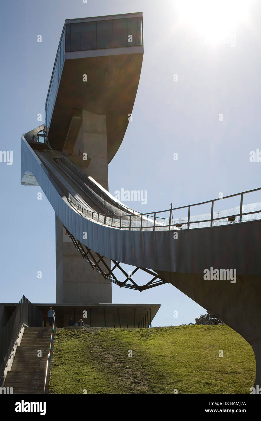 Bergisel ski jump zaha hadid Stockfotos und -bilder Kaufen - Alamy
