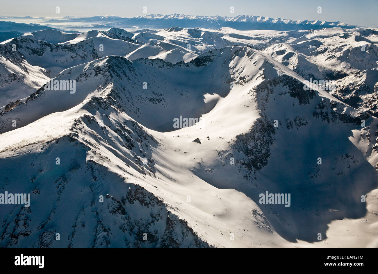Mussala zirkus und gipfel -Fotos und -Bildmaterial in hoher Auflösung ...