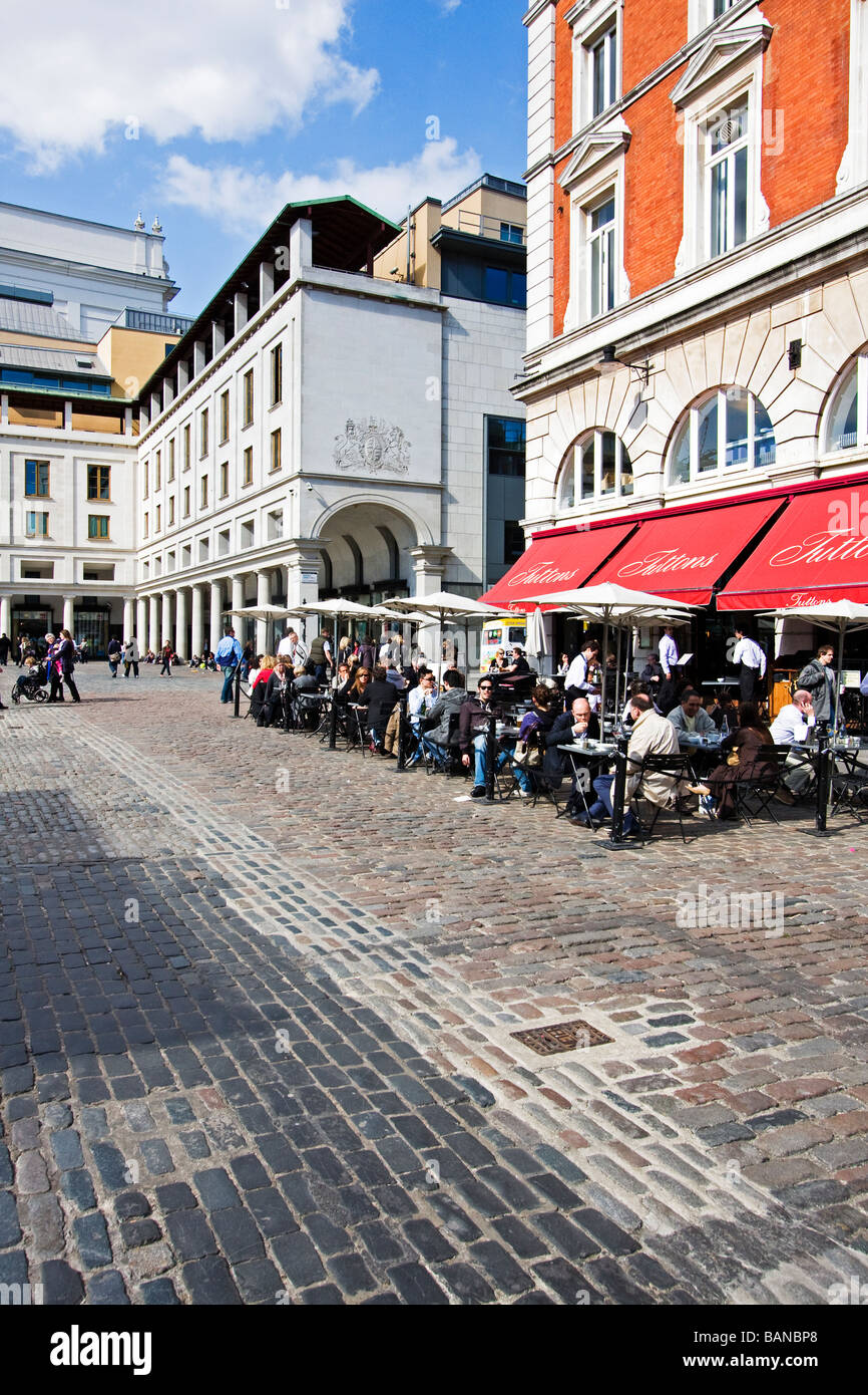 London operntheater -Fotos und -Bildmaterial in hoher Auflösung – Alamy