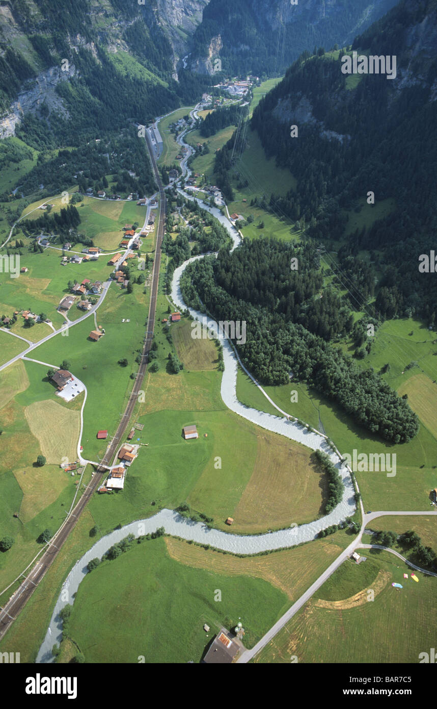 Kandertal kandersteg dorf -Fotos und -Bildmaterial in hoher Auflösung ...