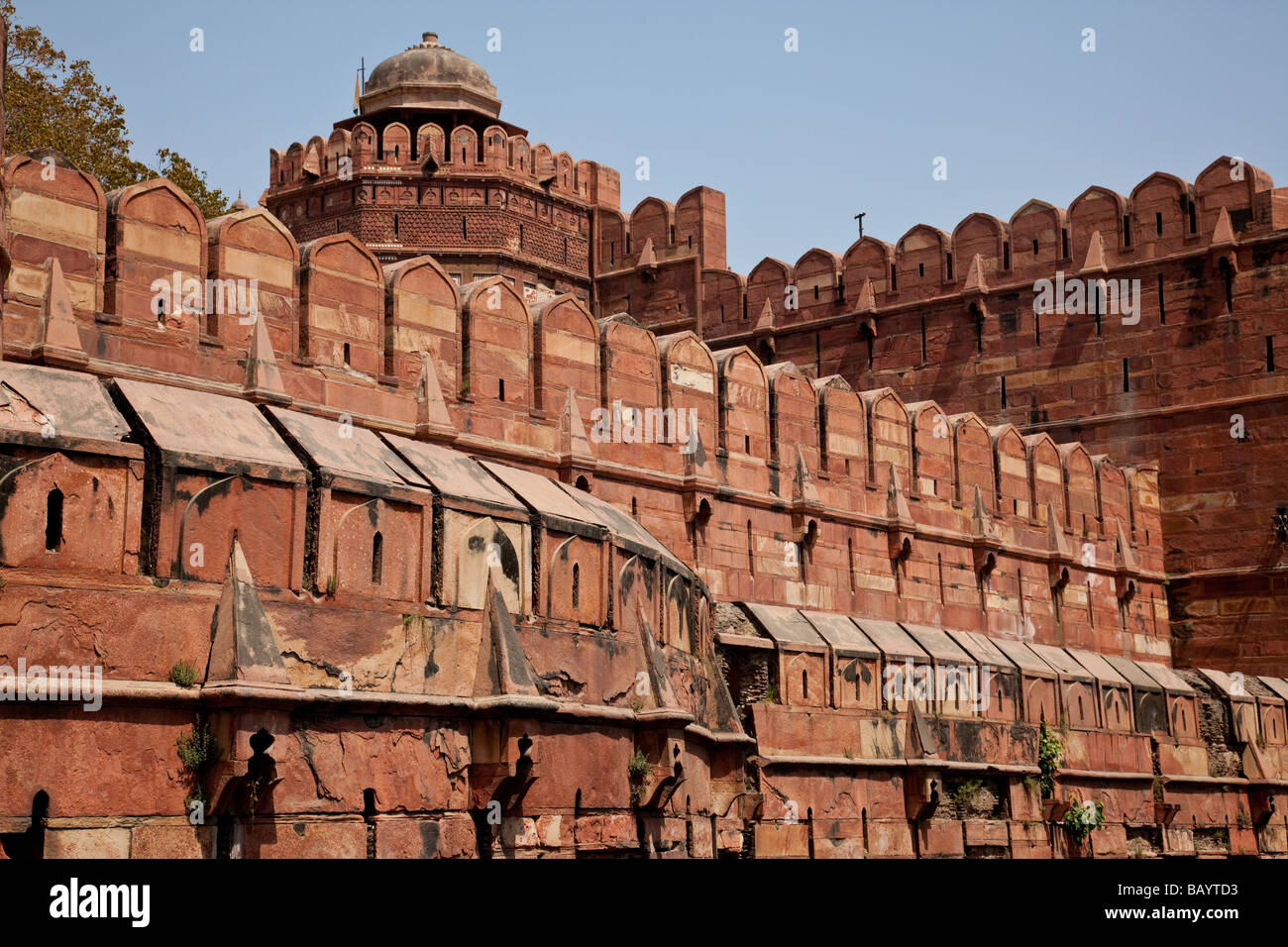 Rote festung in agra -Fotos und -Bildmaterial in hoher Auflösung – Alamy