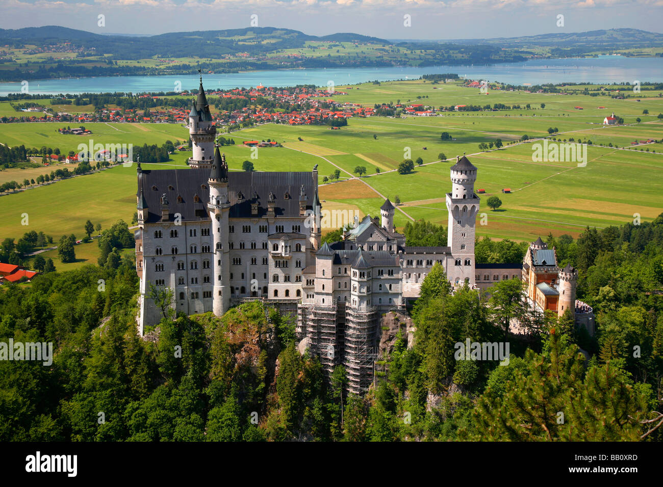 Forggensee neuschwanstein -Fotos und -Bildmaterial in hoher Auflösung ...