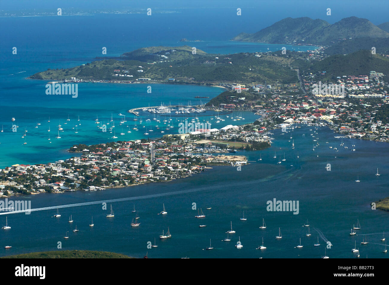 Saint martin marigot french port -Fotos und -Bildmaterial in hoher ...