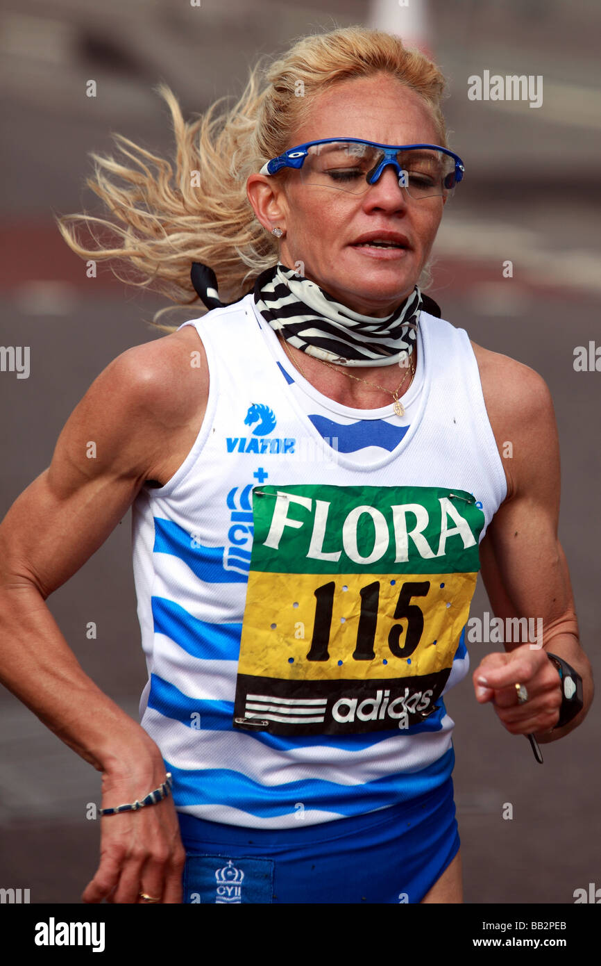 Elite female runner -Fotos und -Bildmaterial in hoher Auflösung – Alamy