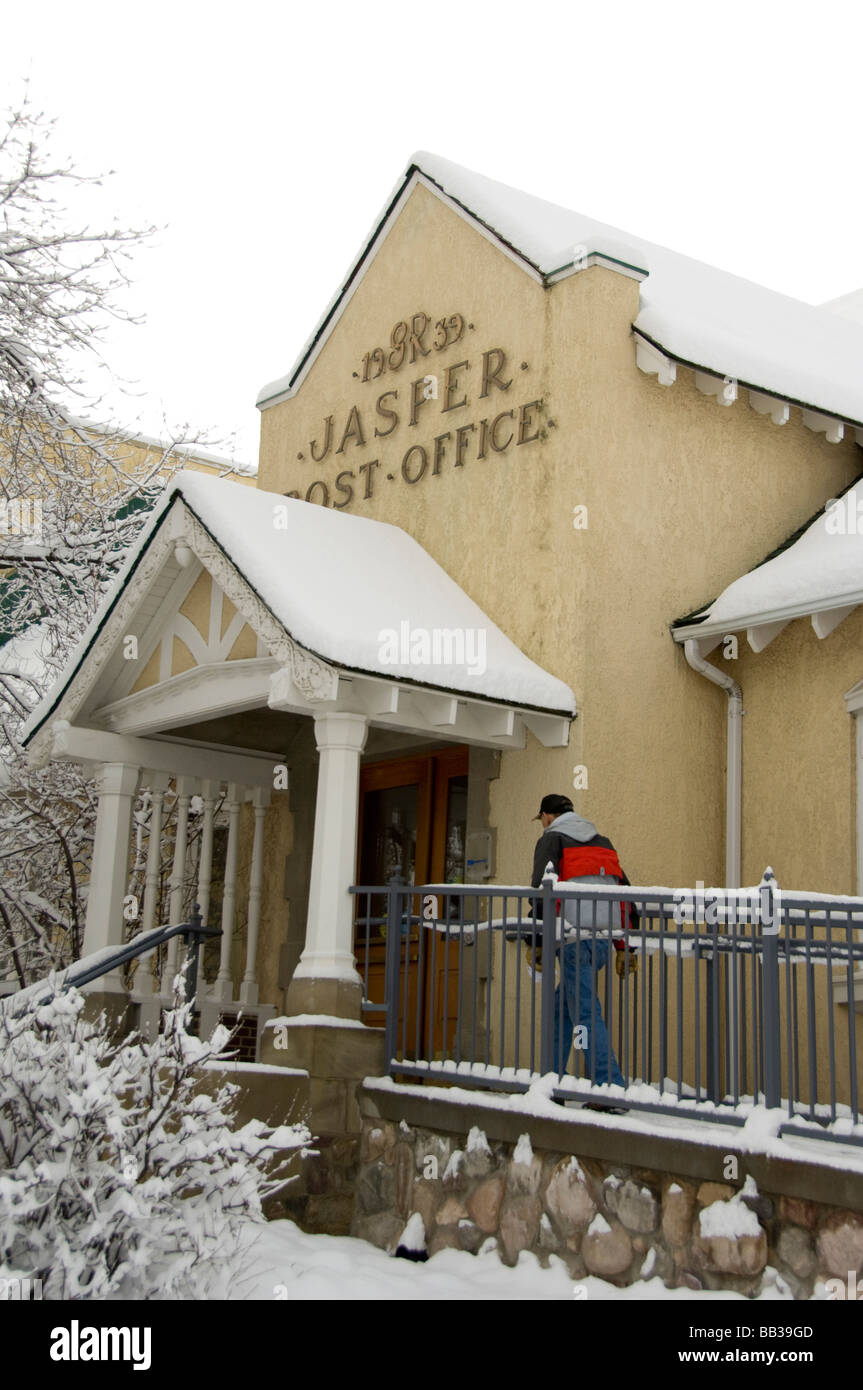 Main street jasper alberta -Fotos und -Bildmaterial in hoher Auflösung ...