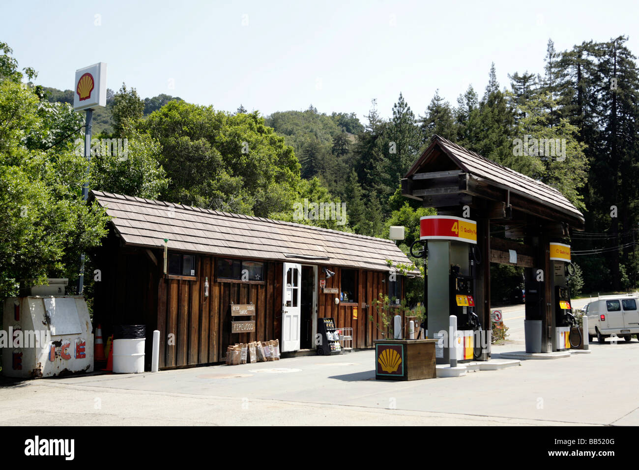 Shell station california -Fotos und -Bildmaterial in hoher Auflösung ...