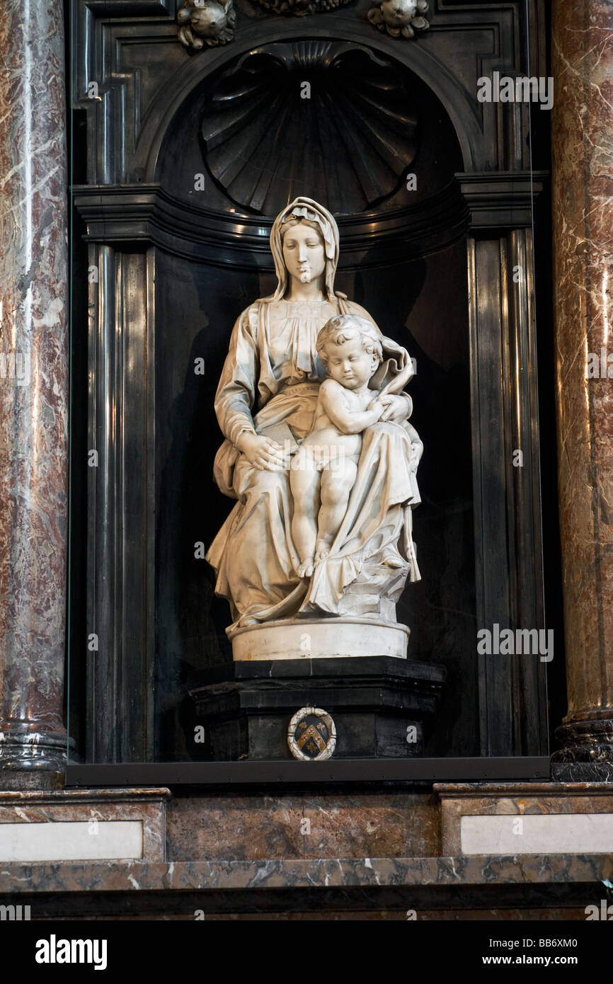 Madonna and child michelangelo -Fotos und -Bildmaterial in hoher Auflösung – Alamy