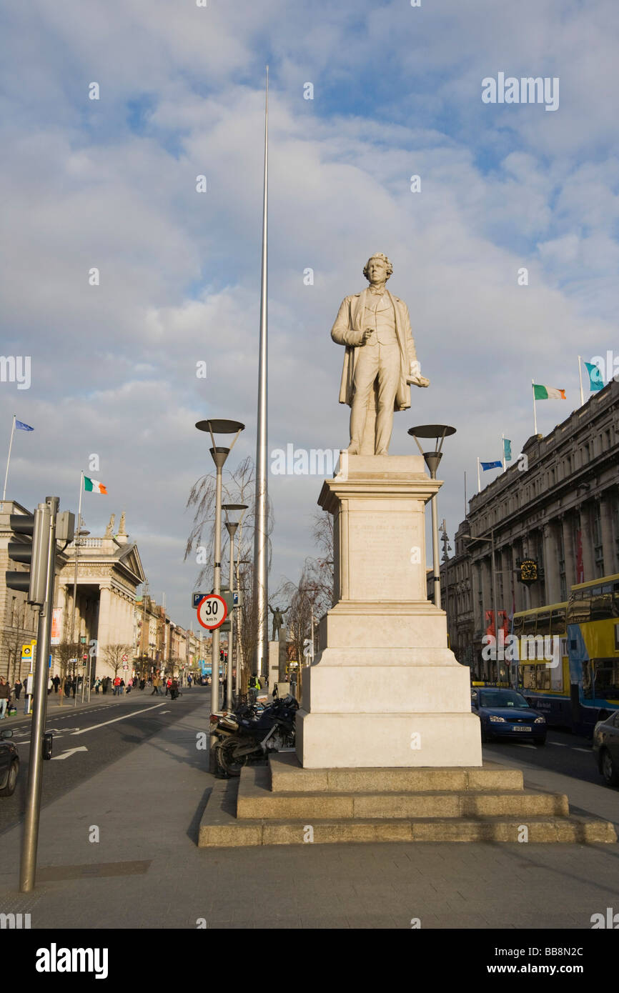Statue von Sir John Gray und Spire of Dublin, Denkmal des Lichts, O ...