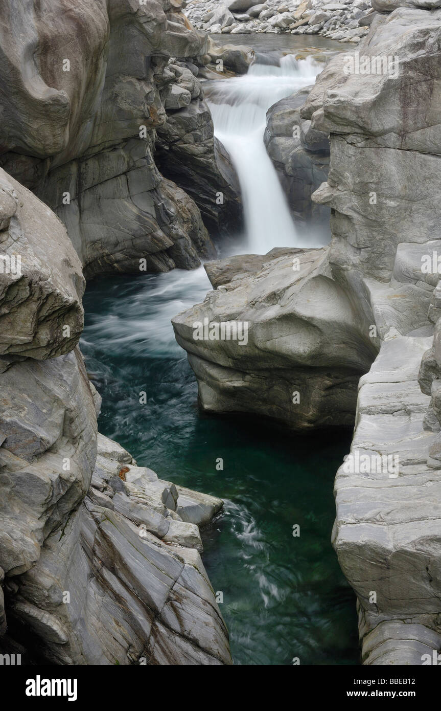 Maggia Fluss, Valle Maggia, Kanton Tessin Stockfotografie - Alamy