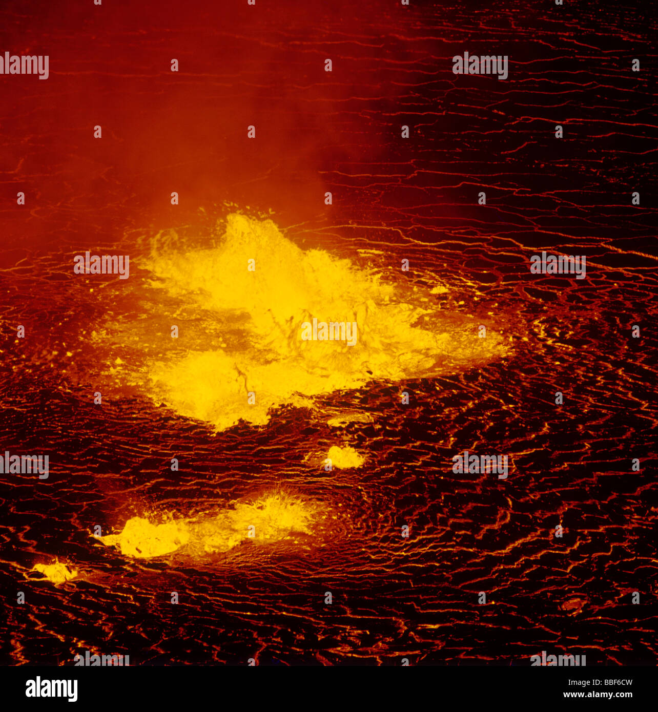 Lavasee im Halemaʻumaʻu-Krater des Kilauea Vulkan big island ...