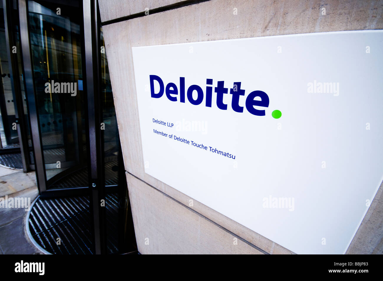 Deloitte touche tohmatsu -Fotos und -Bildmaterial in hoher Auflösung ...