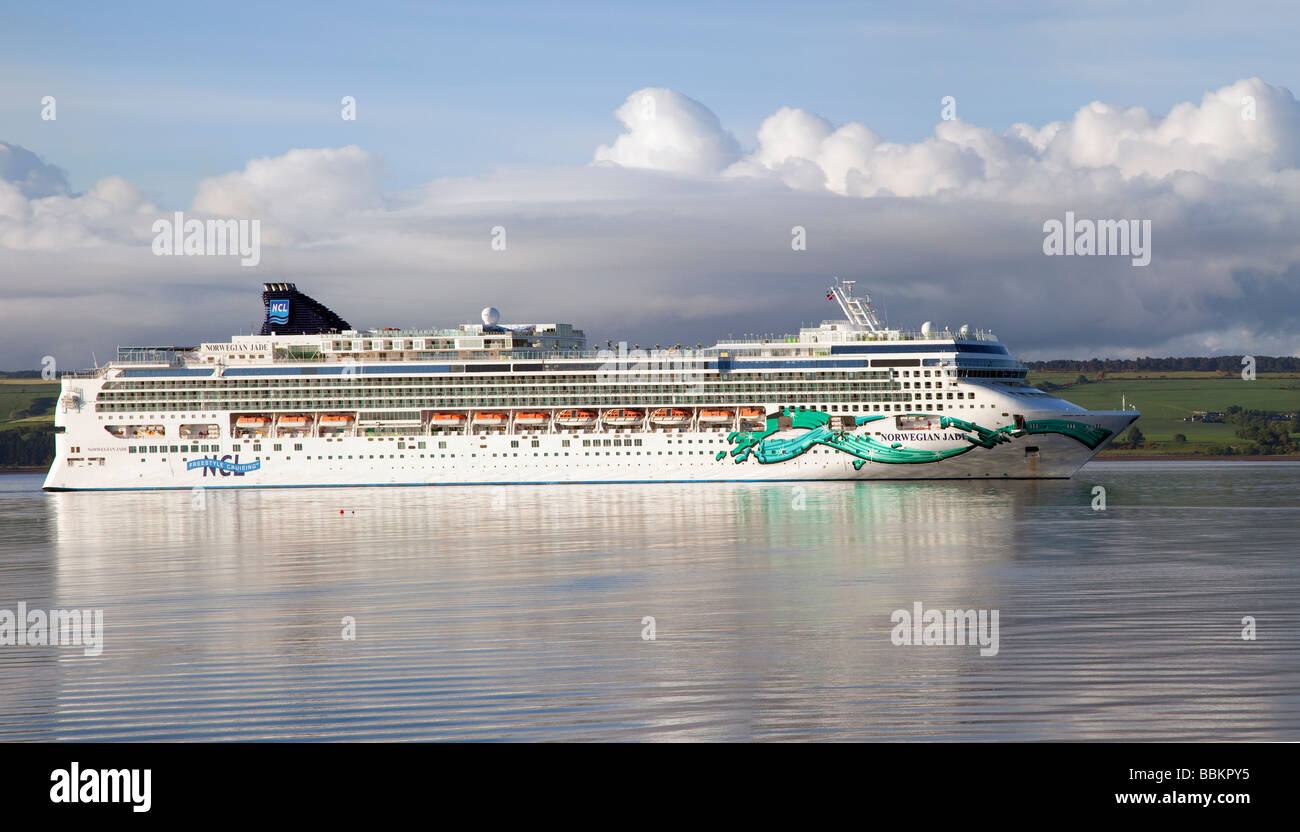 Kreuzfahrtschiff tauchfähig -Fotos und -Bildmaterial in hoher Auflösung ...