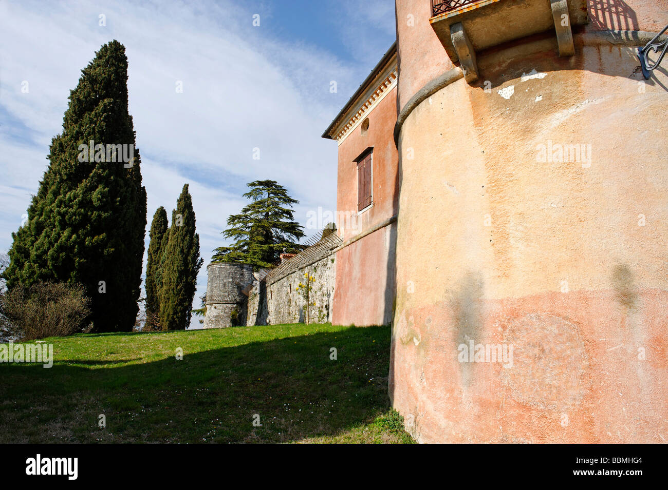 Rocca bernarda -Fotos und -Bildmaterial in hoher Auflösung – Alamy