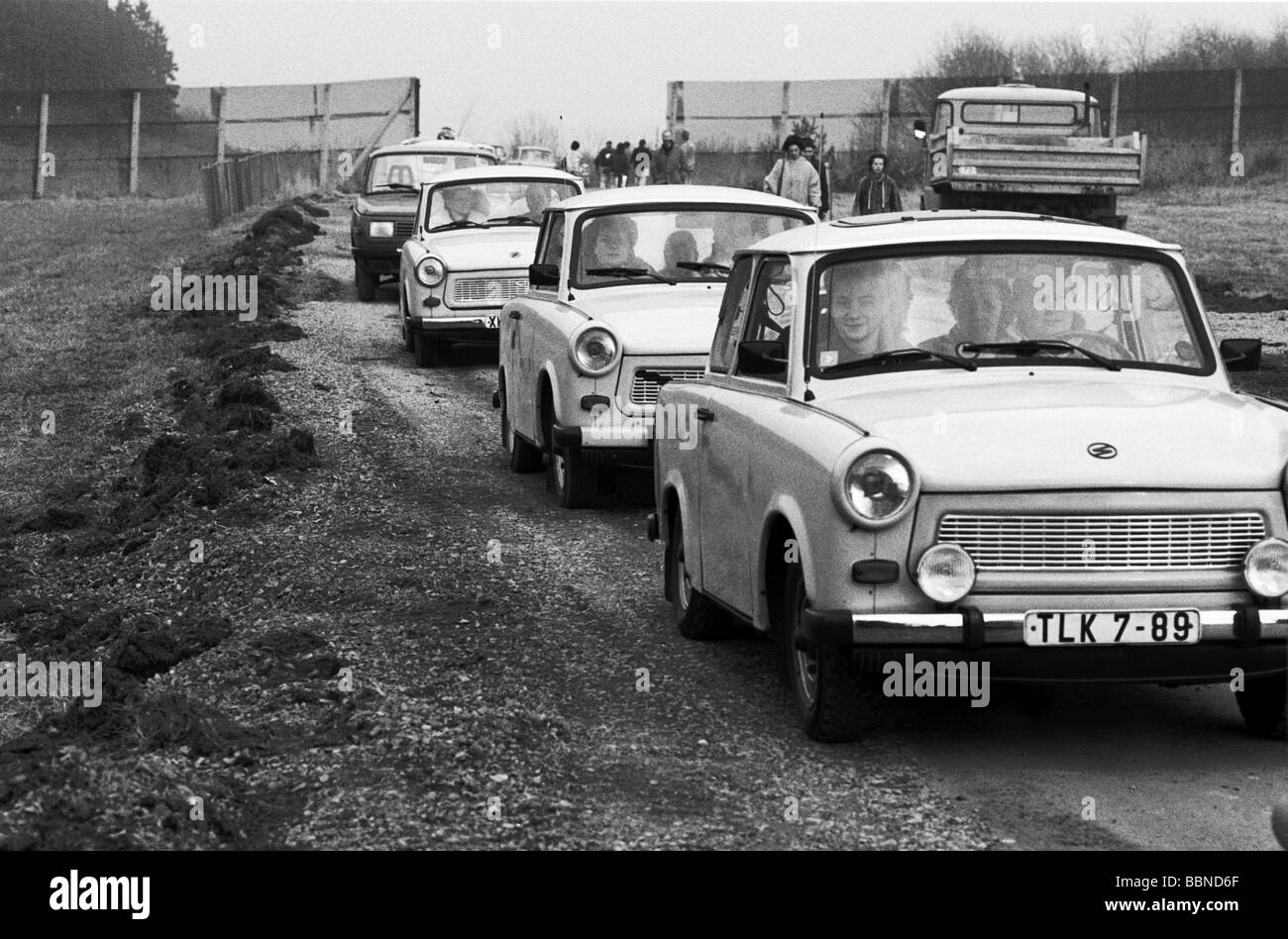 Geografie/Reisen, Wiedervereinigung, Bayern, DDR-Fahrzeuge, die die ...