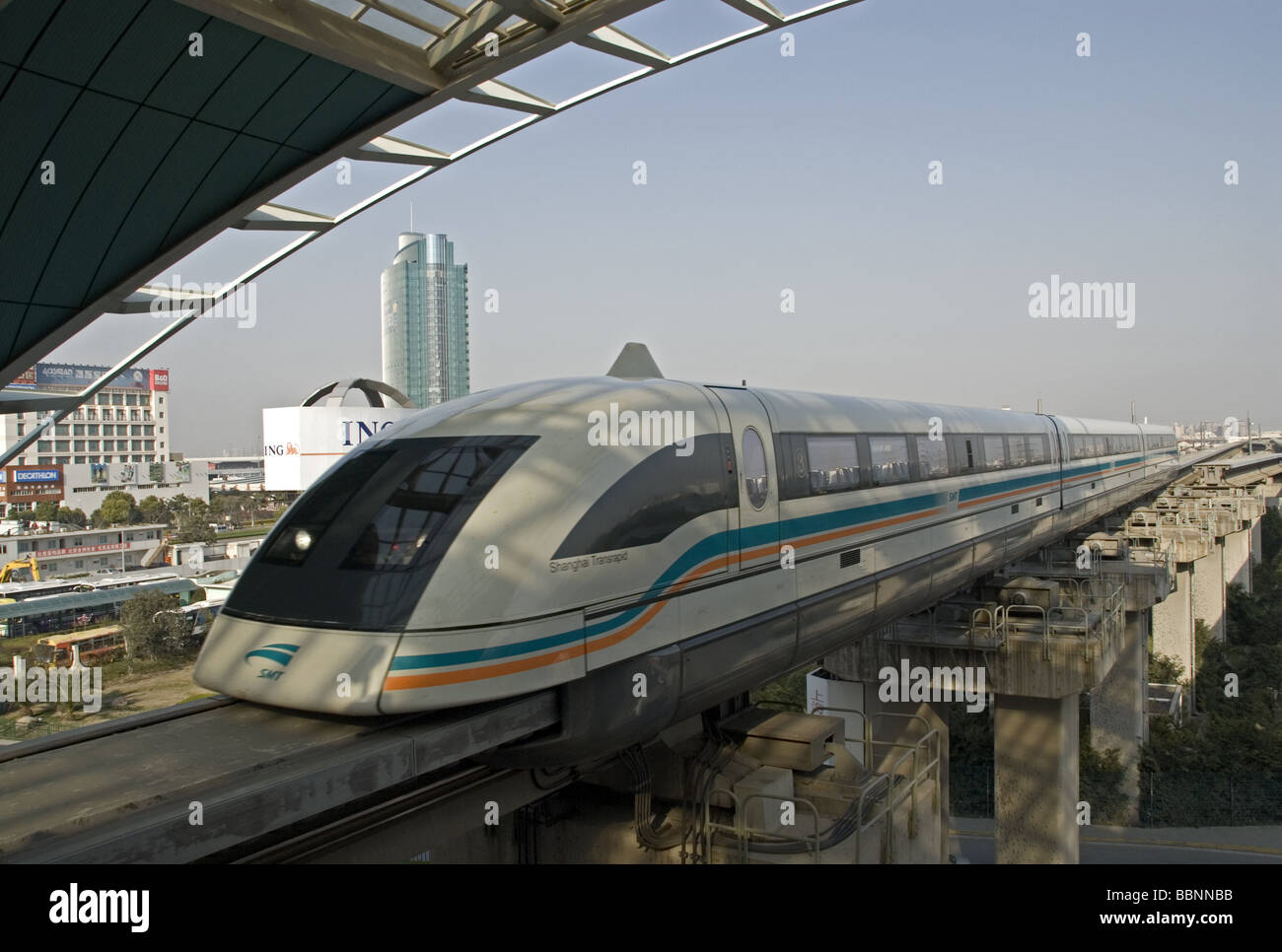 High Speed Monorail Train Stockfotos und -bilder Kaufen - Alamy