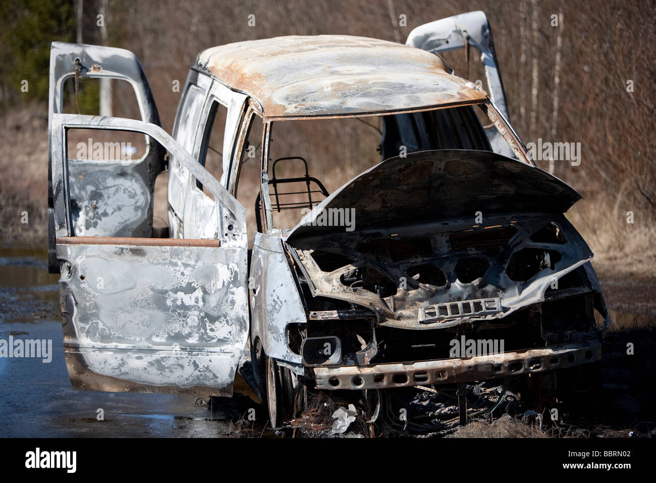 Smashed van -Fotos und -Bildmaterial in hoher Auflösung – Alamy