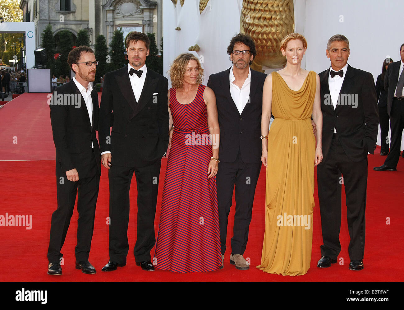 JOEL COEN BRAD PITT FRANCES MCDORMAND ETHAN COEN TILDA SWINTON GEORGE JOEL COEN BRAD PITT FRANCES MCDORMAND ETHAN COEN TILDA SWINTON GEORGE