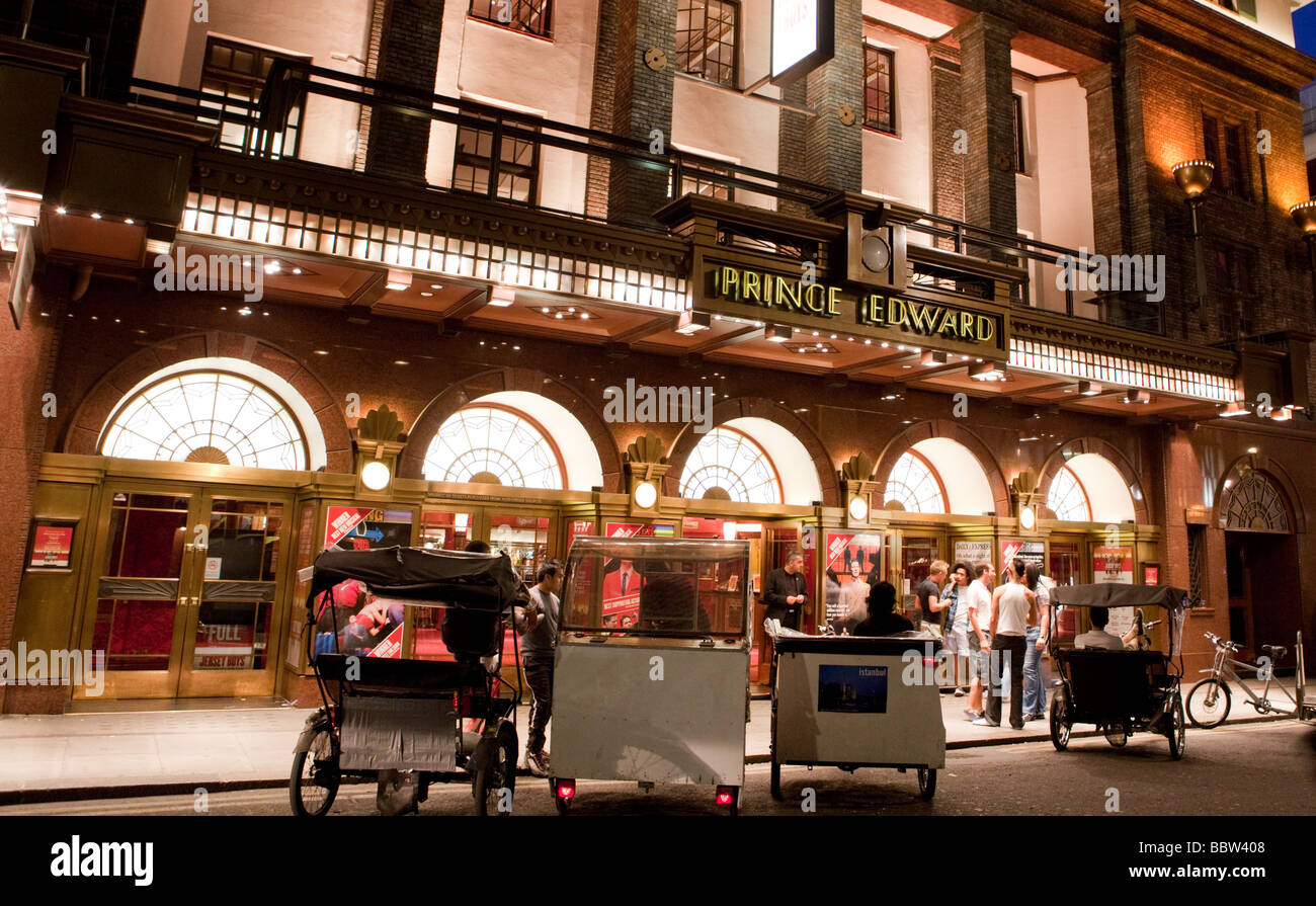 Prinz edward theater soho -Fotos und -Bildmaterial in hoher Auflösung ...
