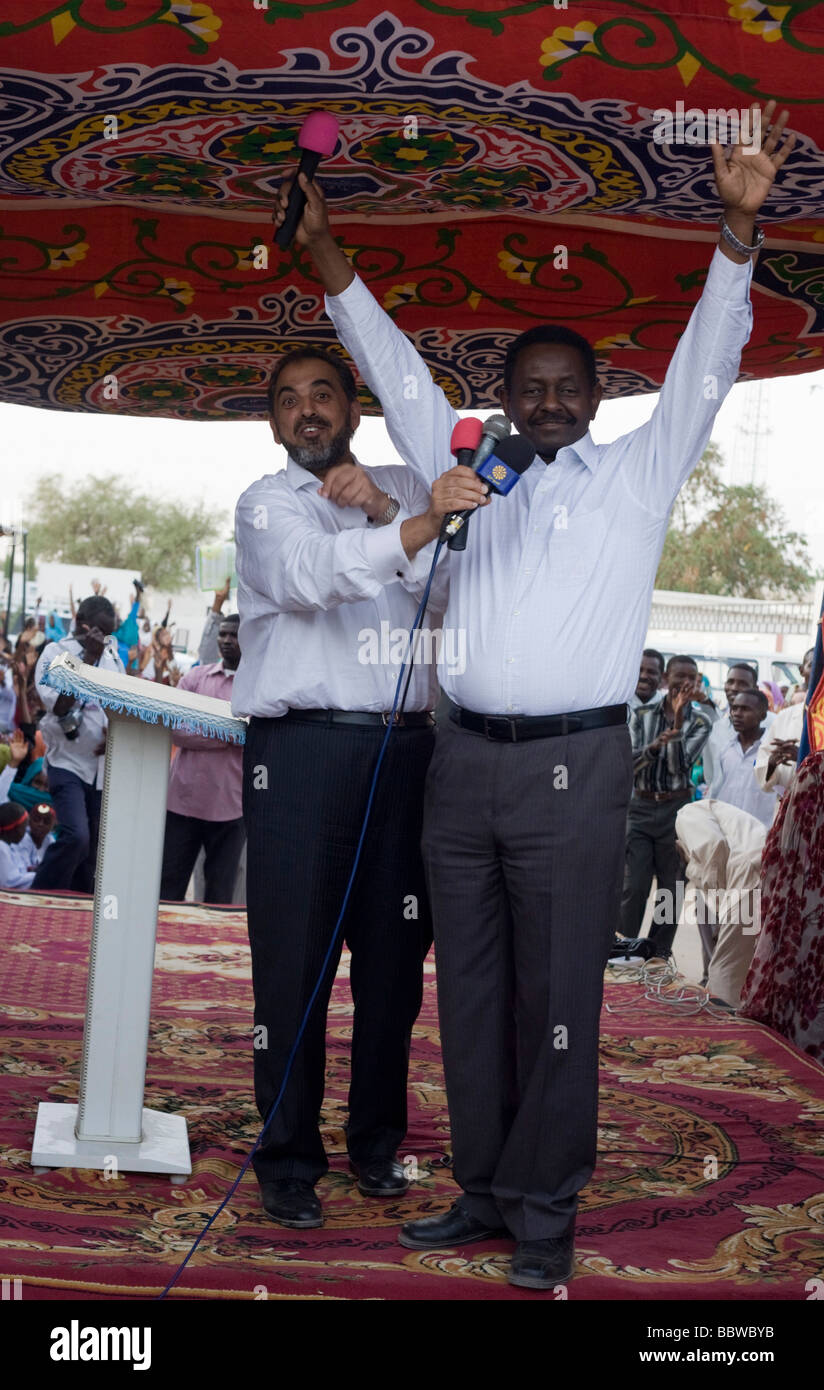 Podium baldachin -Fotos und -Bildmaterial in hoher Auflösung – Alamy
